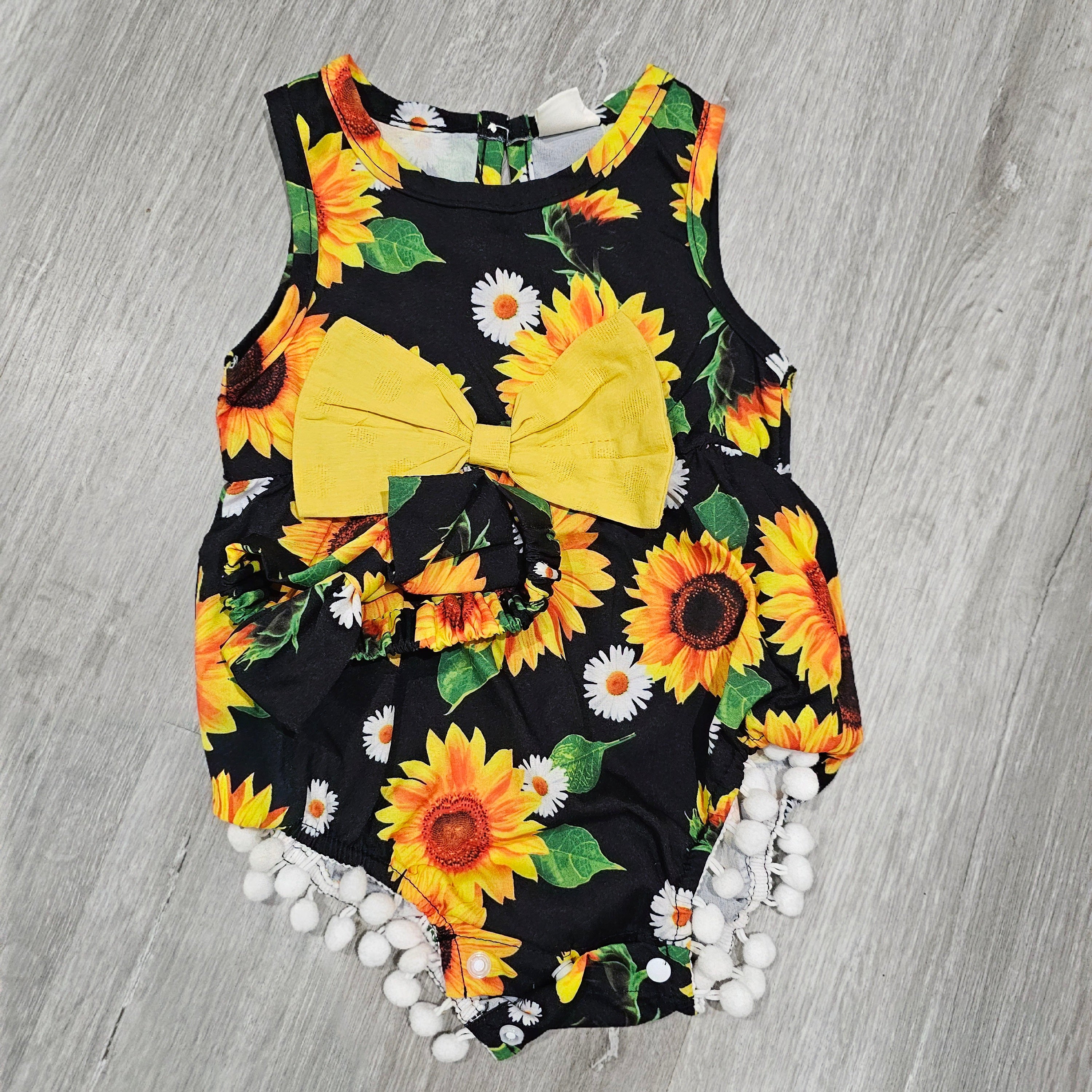 Sunflower – Messy Magic by Jess